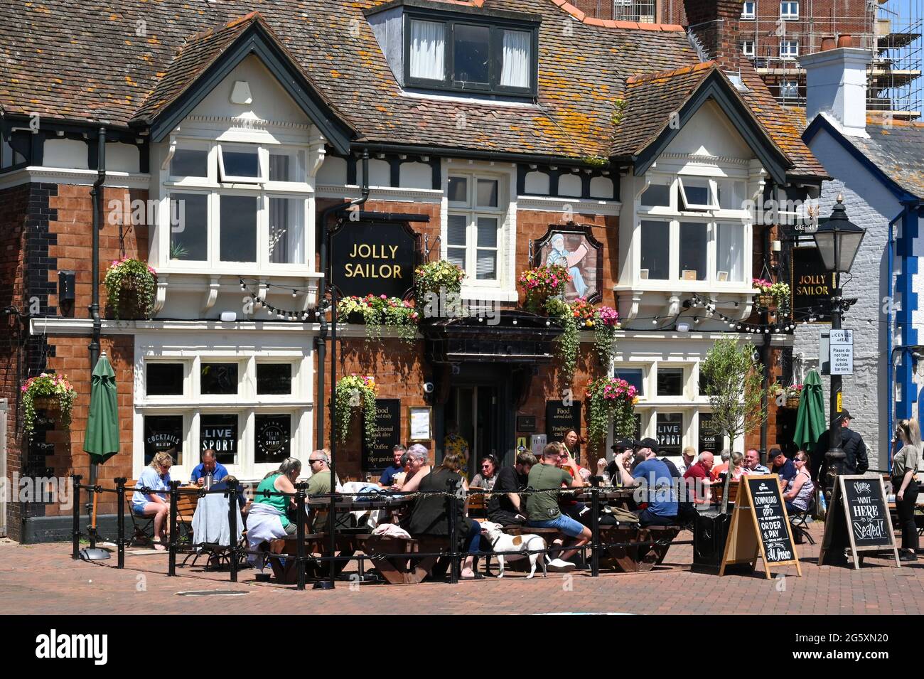 Jolly sailor hi-res stock photography and images - Alamy