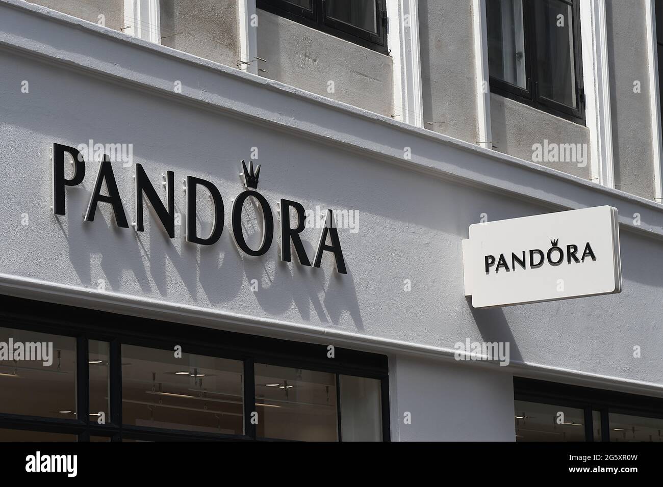 Copenhagen/Denmark 29.JULY 2018 . Pandora store on sroeget. (Photo ...