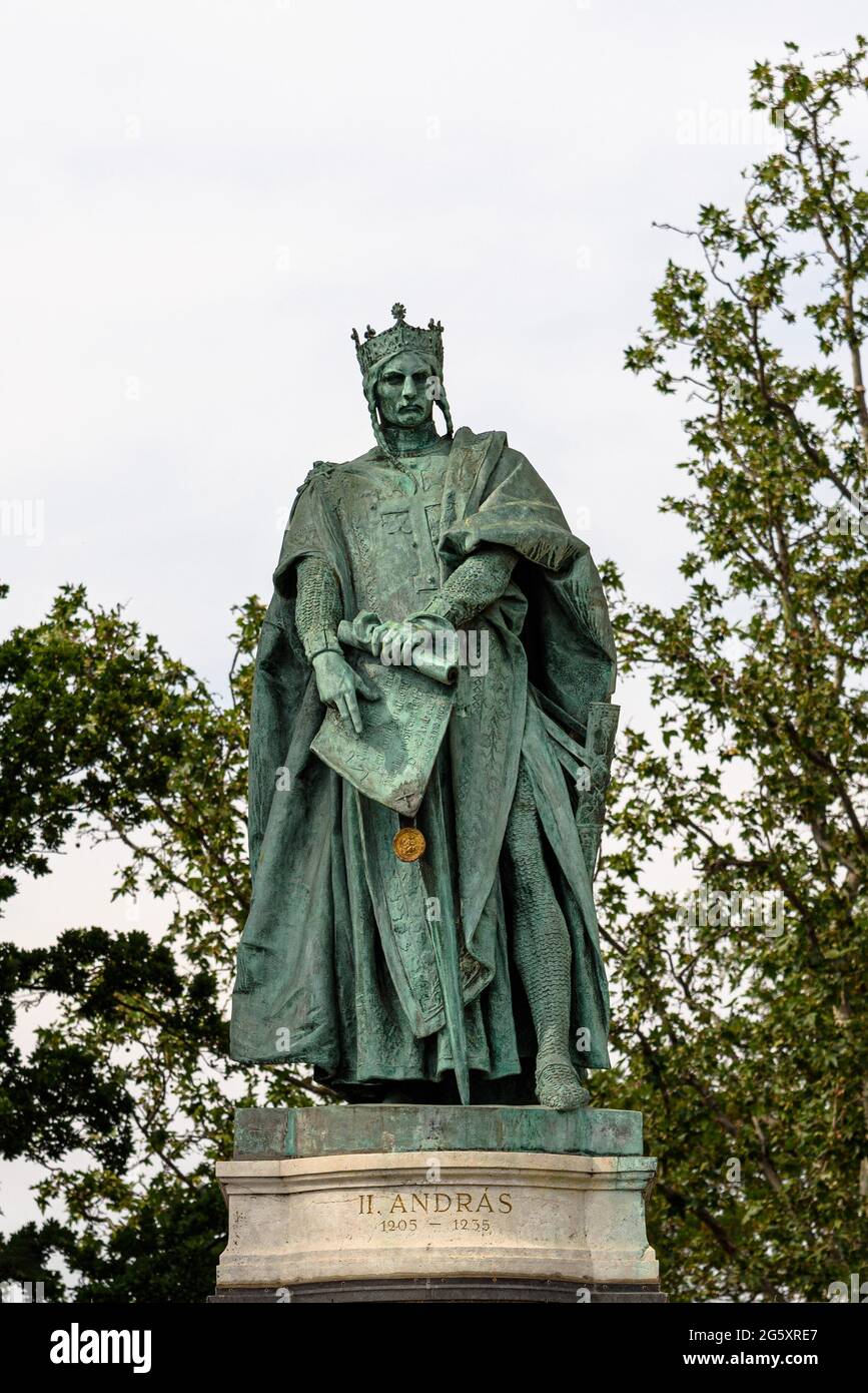 The statue of Andrew / Andras II at Heroes Square / Hosok tere in ...