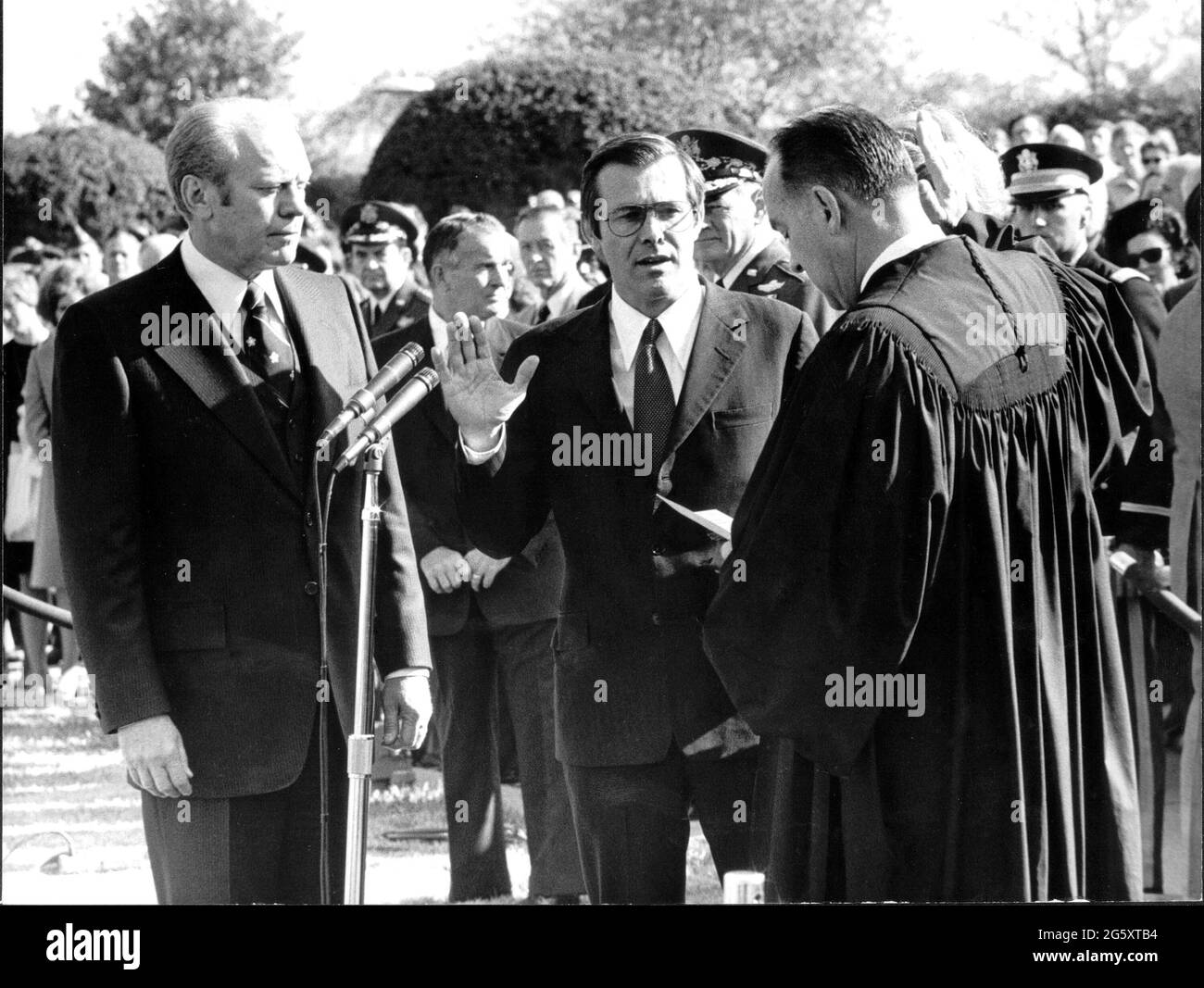 Former defense chief Black and White Stock Photos & Images - Alamy