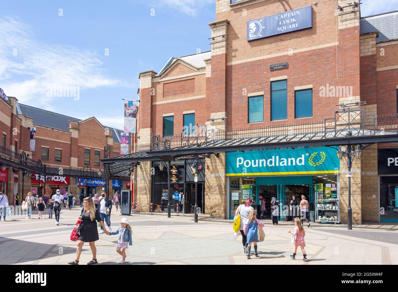 Pedestrianised poundland store captain cook square shopping cent hi-res ...