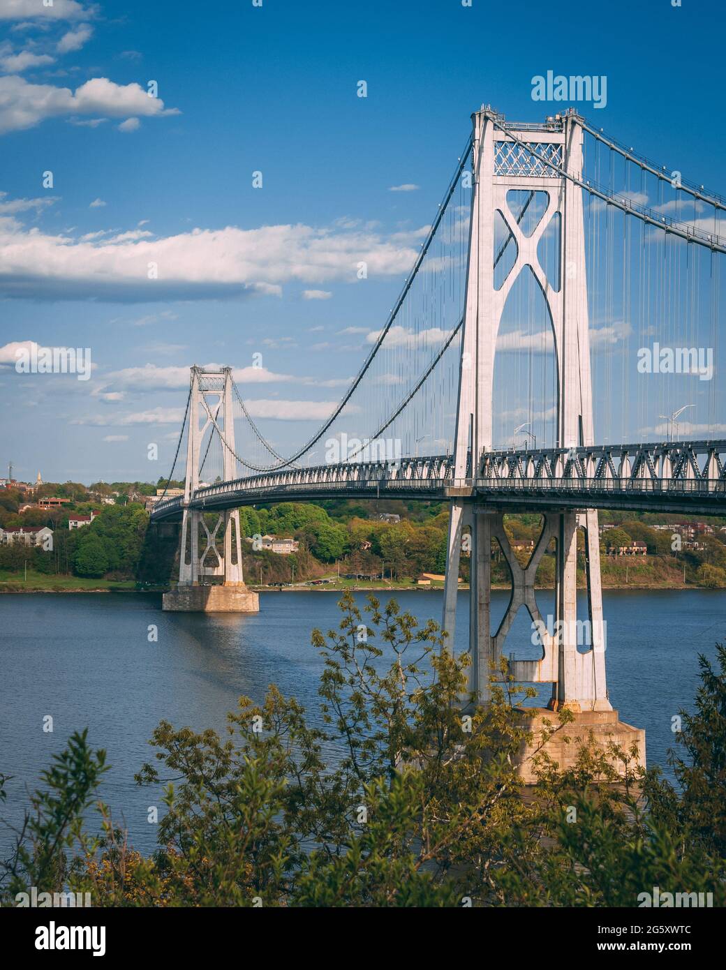 Hudson bridge hi-res stock photography and images - Alamy