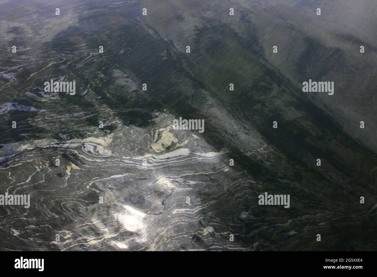 Maracaibo lake venezuela pollution hi-res stock photography and images ...