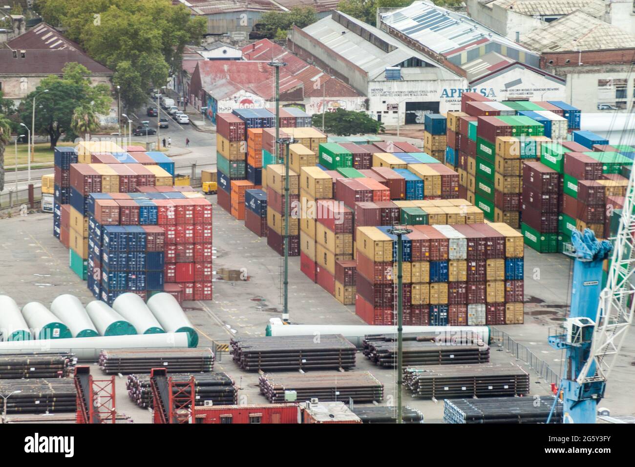 Shipping container houses hi-res stock photography and images - Alamy
