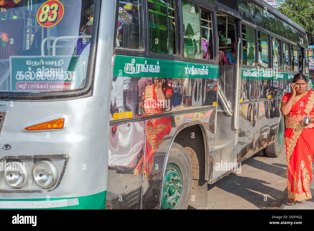 India Bus Stop High Resolution Stock Photography and Images - Alamy