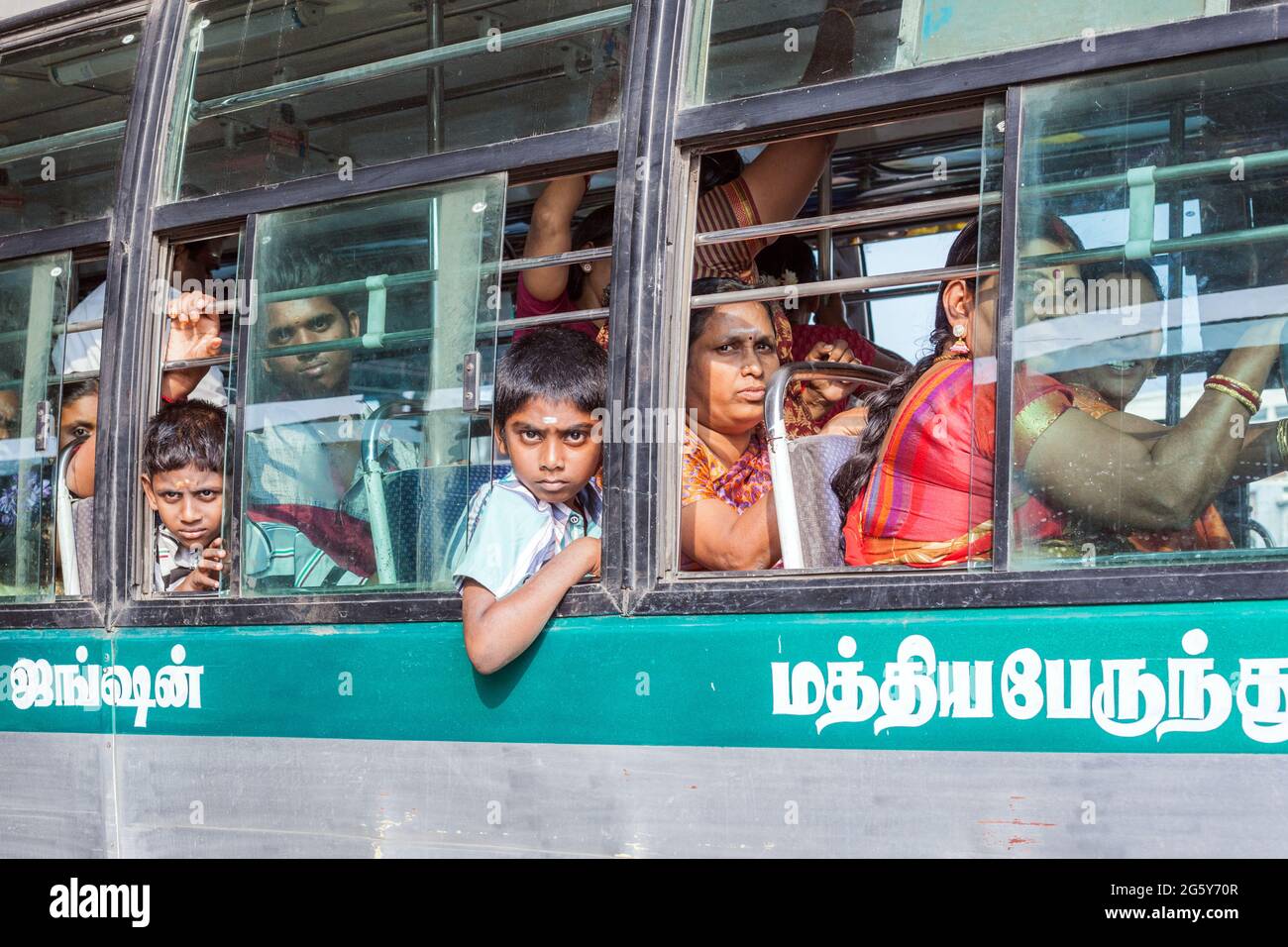 Indian school bus hi-res stock photography and images - Alamy
