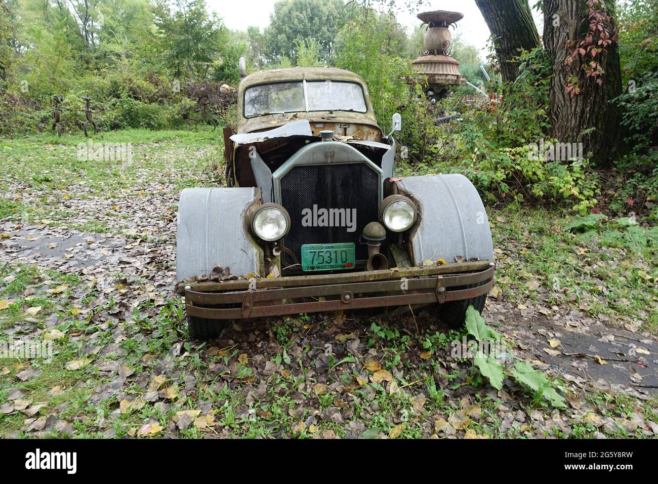 Dr. Evermor's Forevertron in North Freedom, Wisconsin: "World's largest ...
