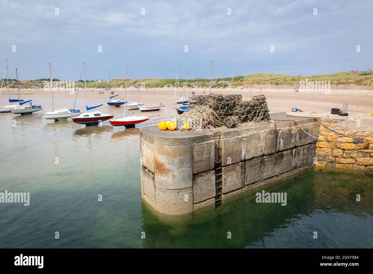 The harbour at Beadnell, Northumberland, UK Stock Photo - Alamy
