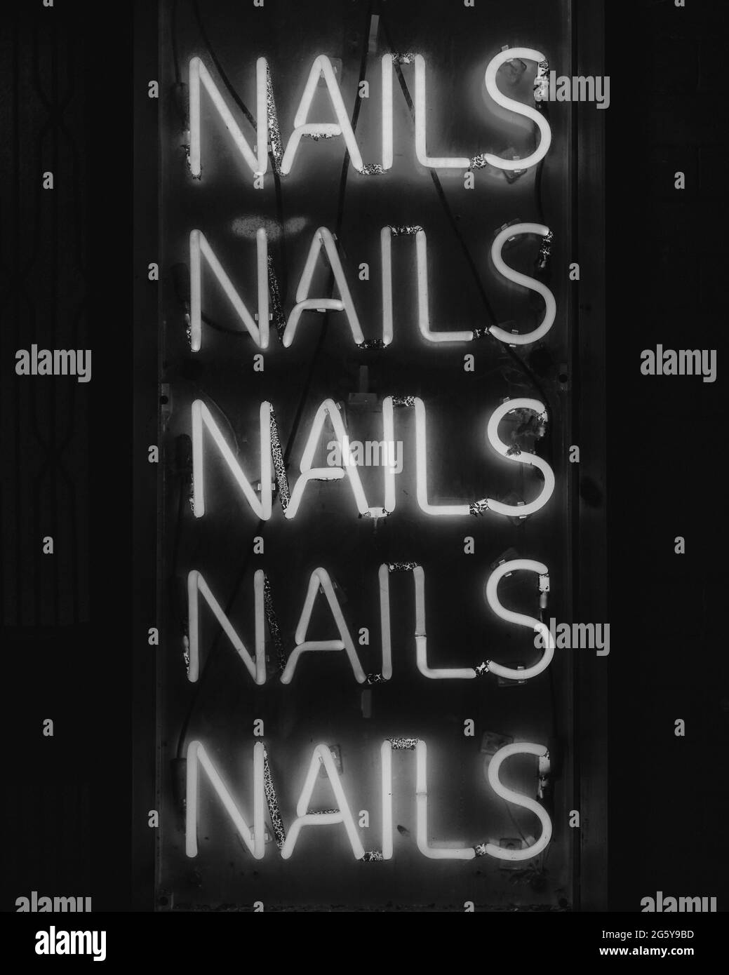 Nail Salon Neon Sign