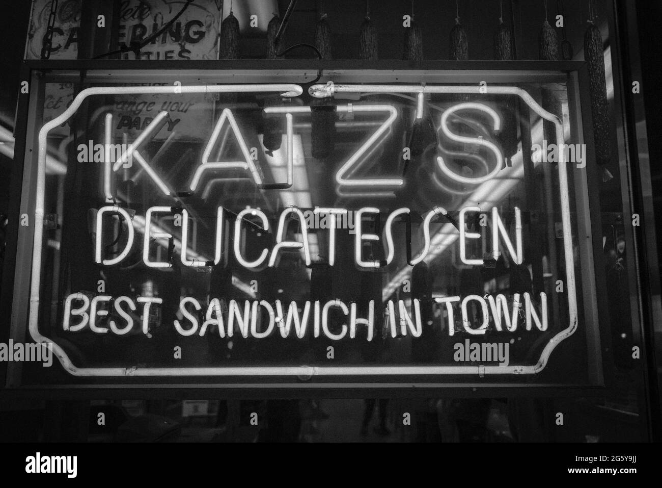Katzs Delicatessen neon sign, in the Lower East Side, Manhattan, New ...