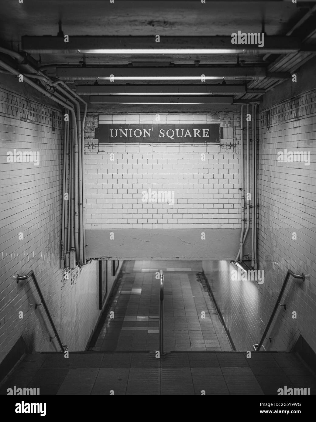 Union station sign Black and White Stock Photos & Images - Alamy
