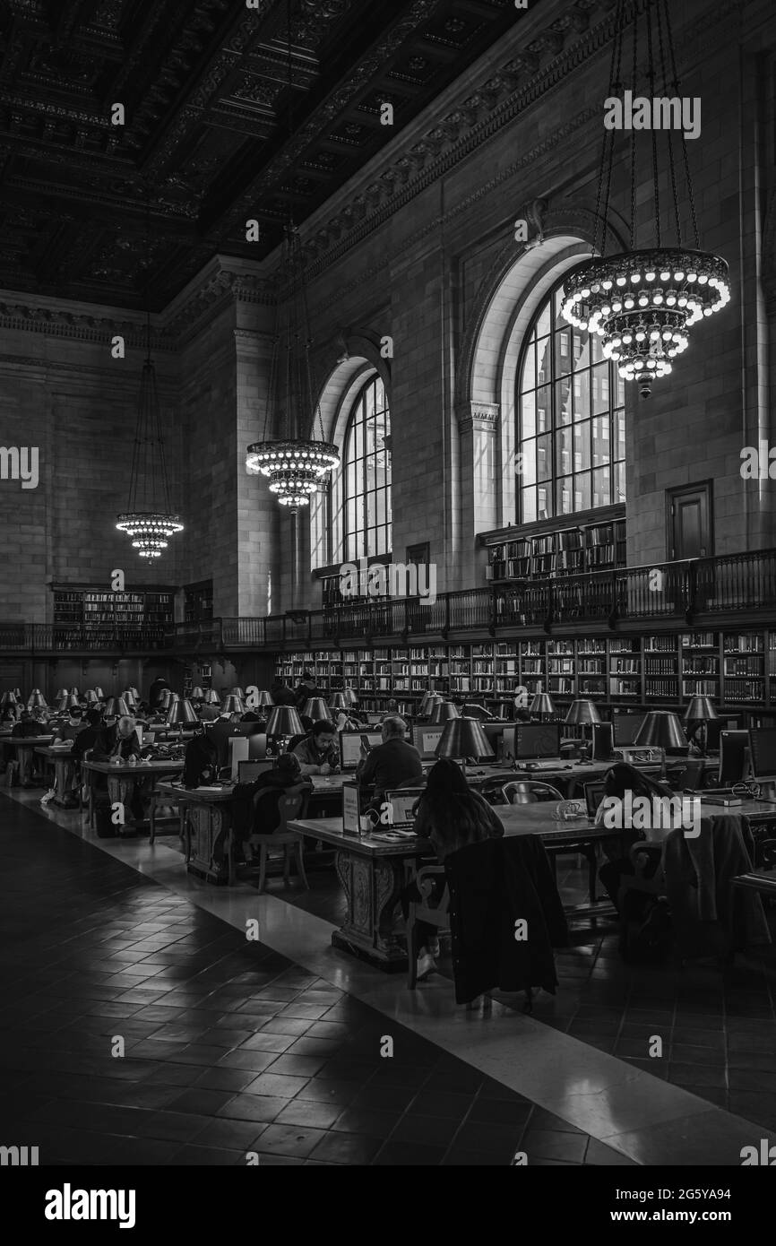 New york public library reading room Black and White Stock Photos ...