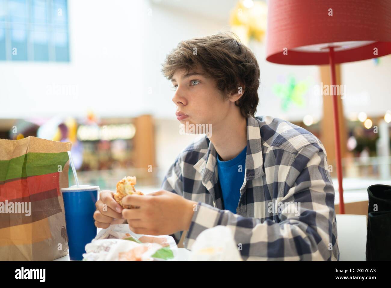 Child Hamburger Funny High Resolution Stock Photography and Images - Alamy