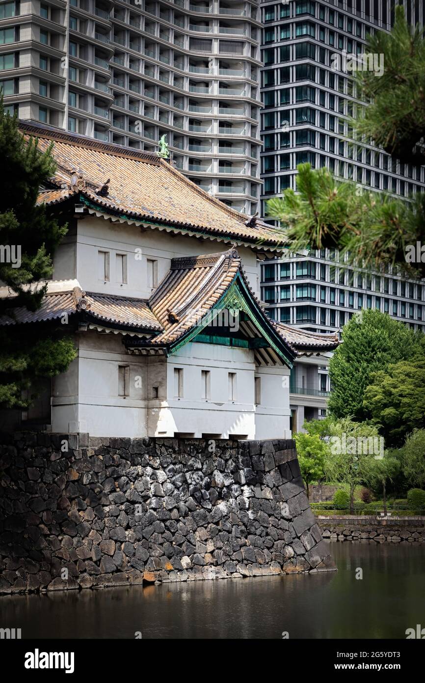 Japanese imperial palace hi-res stock photography and images - Alamy