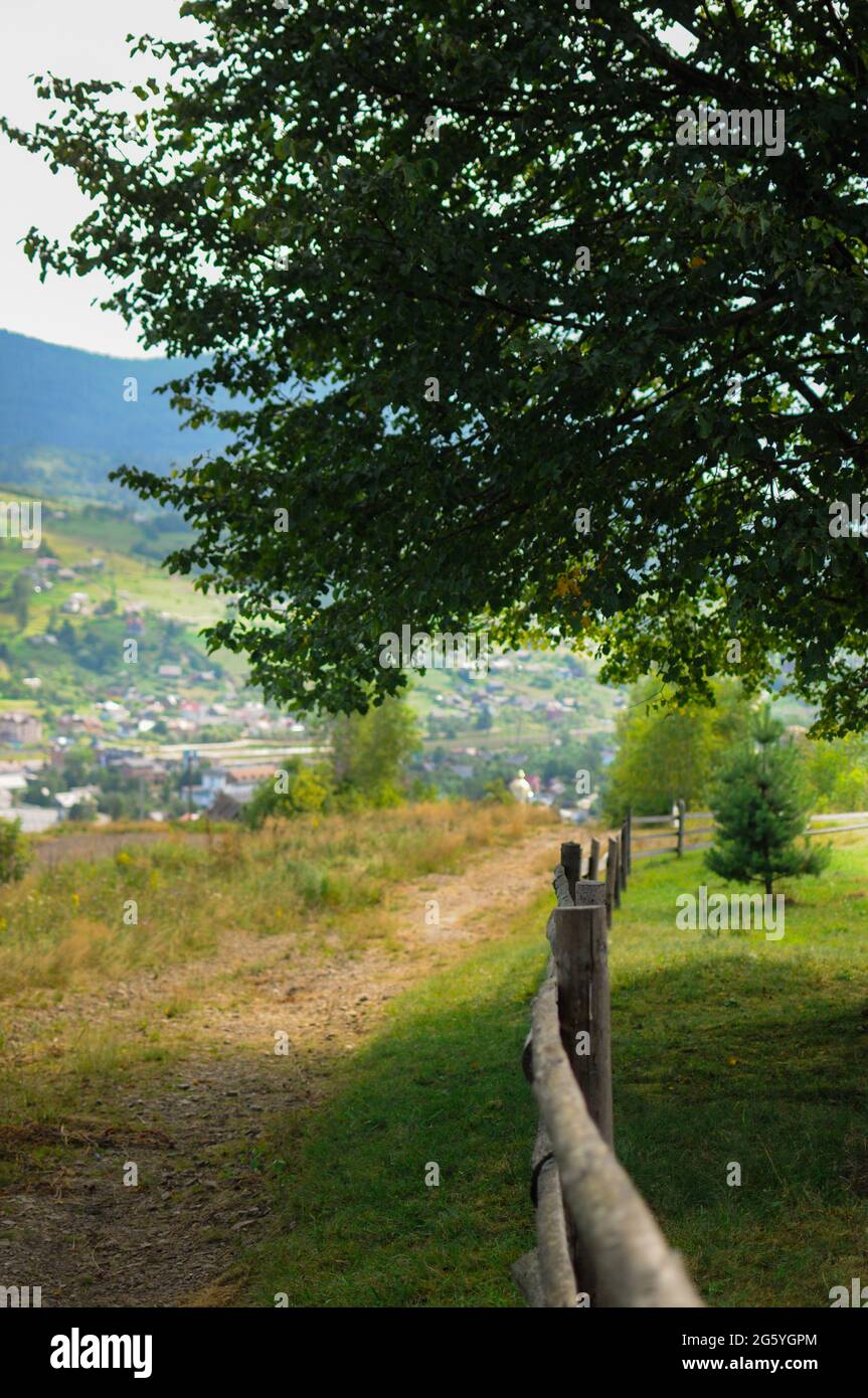 Walk way mountains hi-res stock photography and images - Alamy