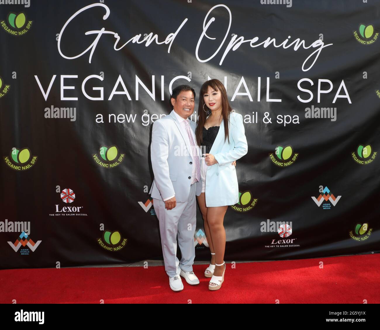 Dr vegan hi-res stock photography and images - Alamy