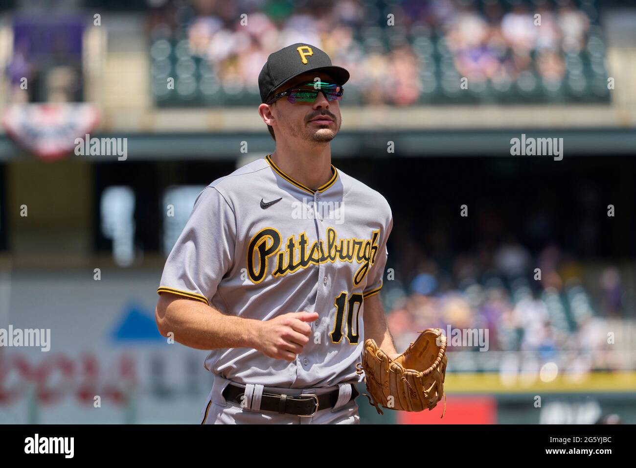 Bryan reynolds pirates hi-res stock photography and images - Alamy