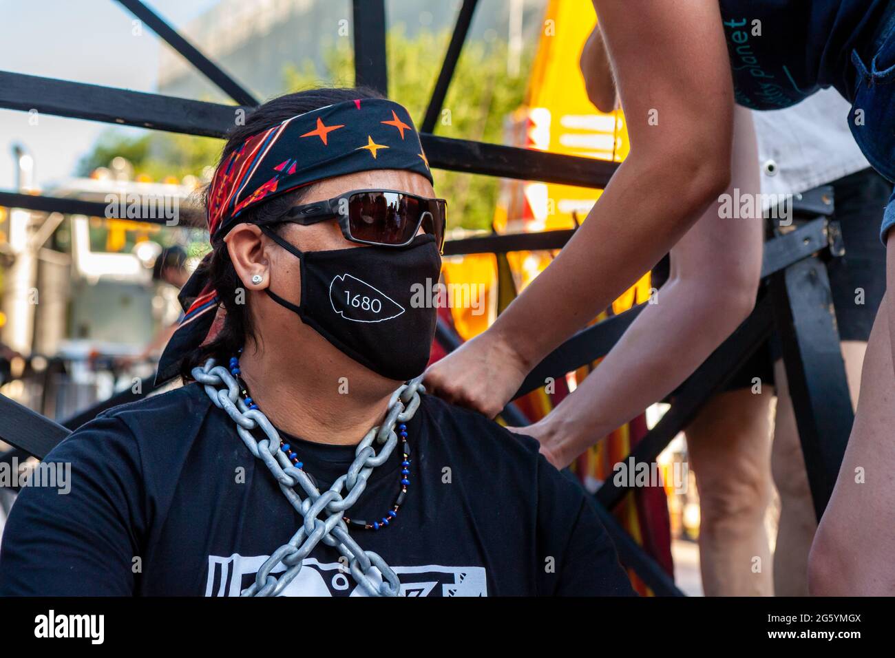 Hoopa valley tribe hi-res stock photography and images - Alamy