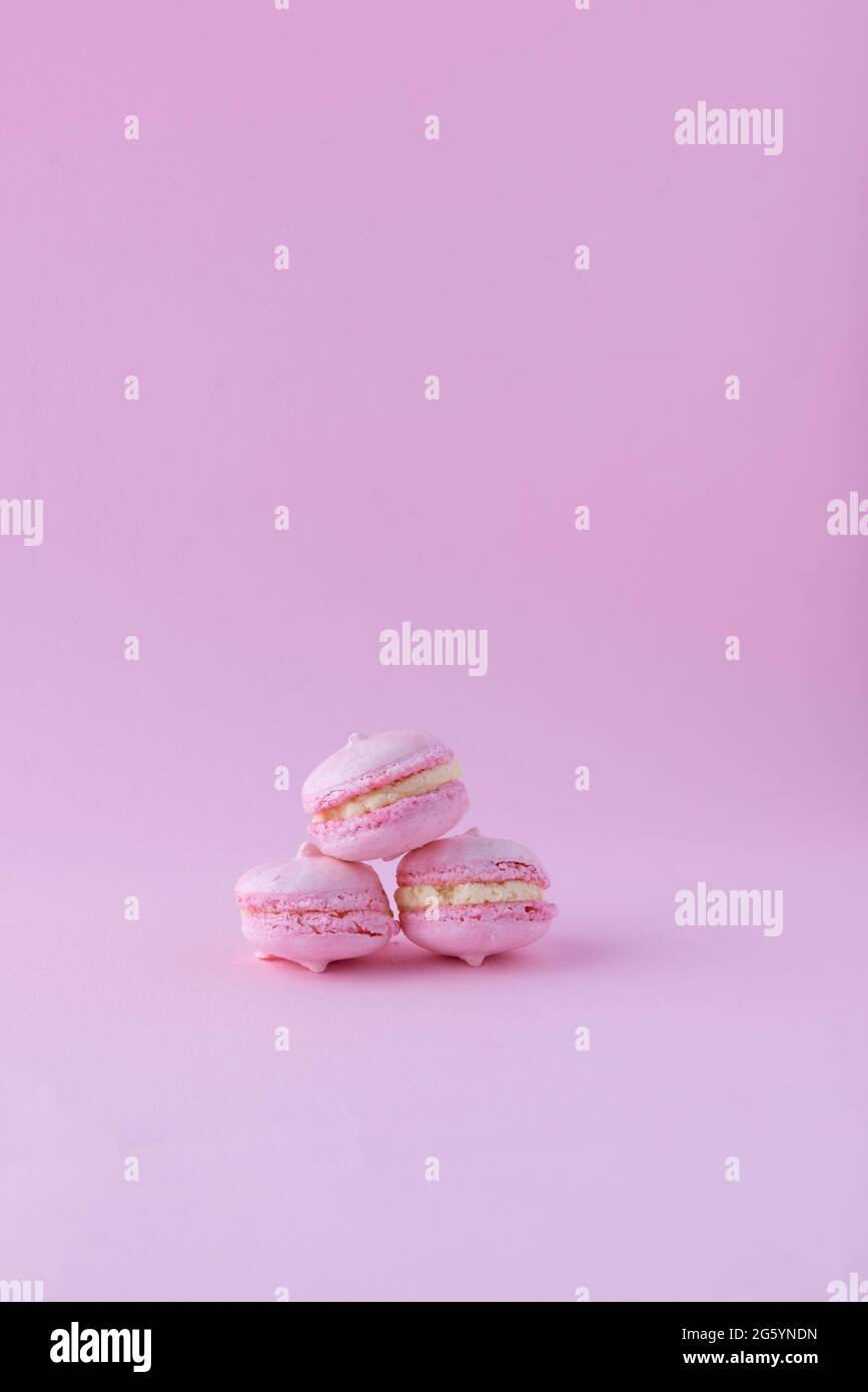 macaron and tea for morning break Stock Photo - Alamy