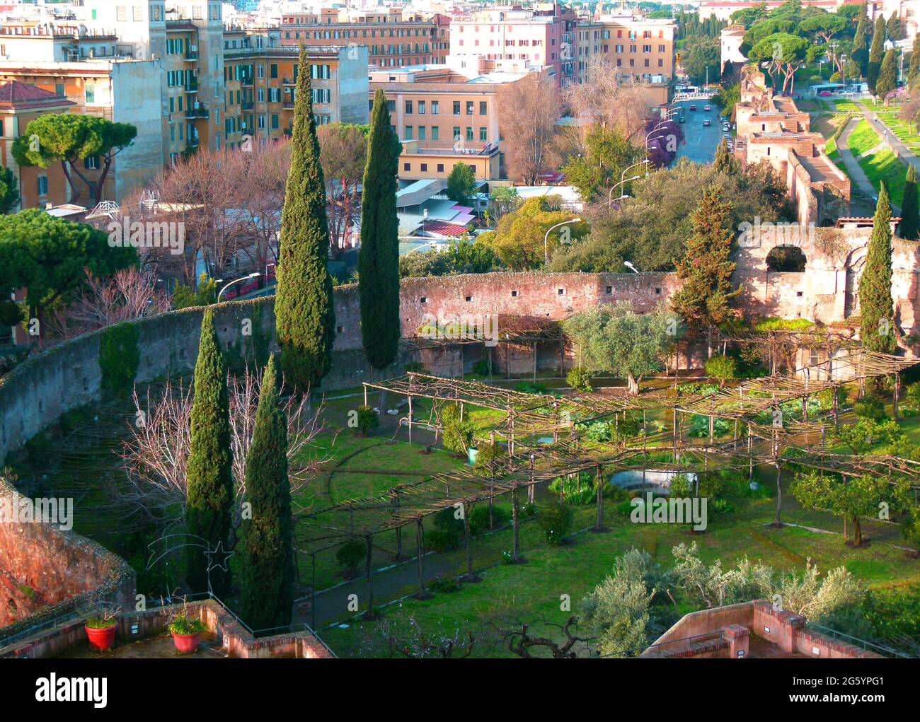 Santa croce in gerusalemme hi-res stock photography and images - Alamy