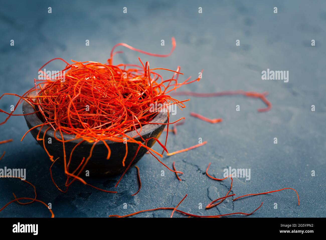 Red chilli threads hi-res stock photography and images - Alamy