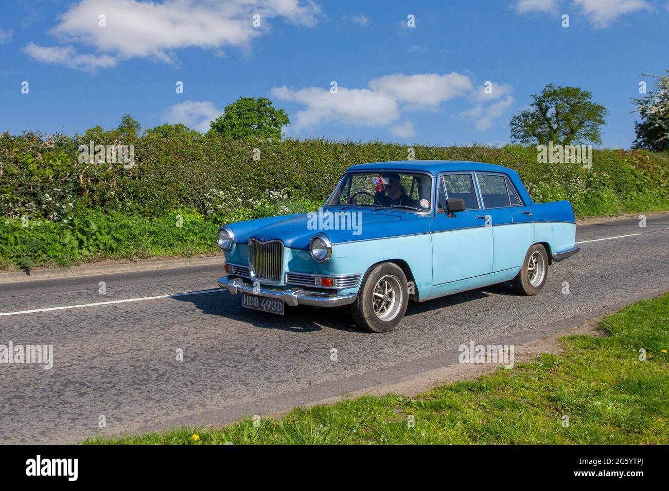 1622cc petrol hi-res stock photography and images - Alamy
