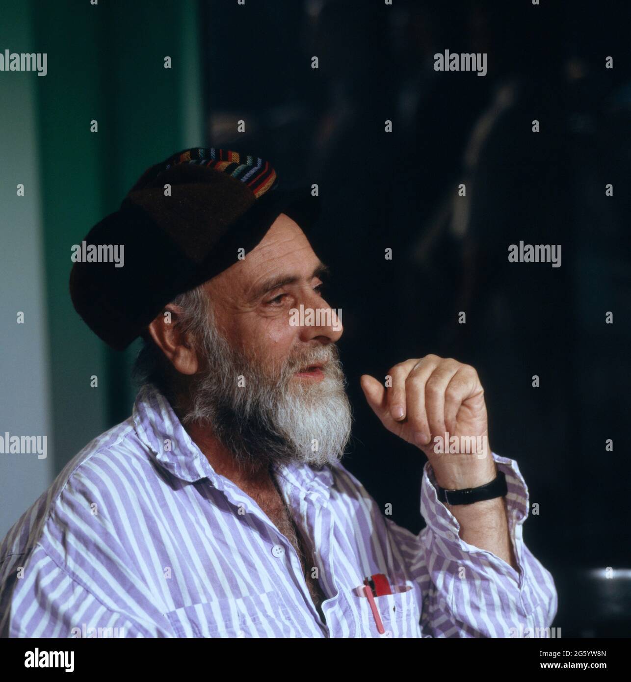 Hundertwasser portrait hi-res stock photography and images - Alamy