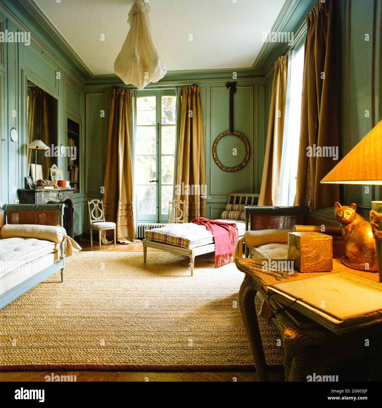 Edwardian Living Room High Resolution Stock Photography and Images - Alamy
