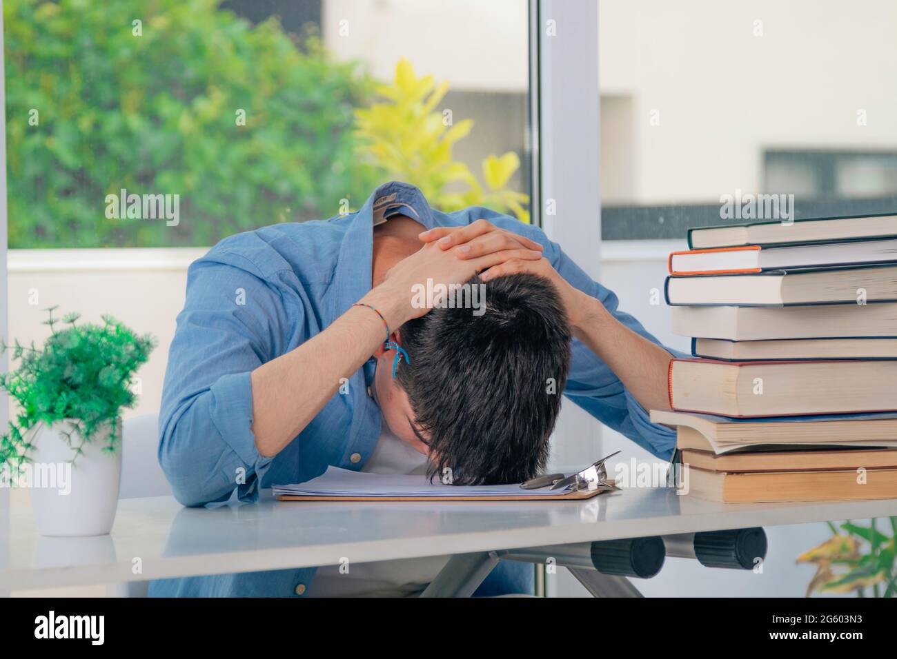 Children homework stressed hi-res stock photography and images - Alamy
