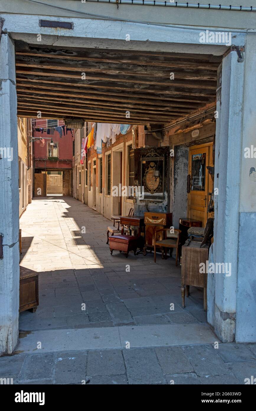 Long Alleyway High Resolution Stock Photography and Images - Alamy