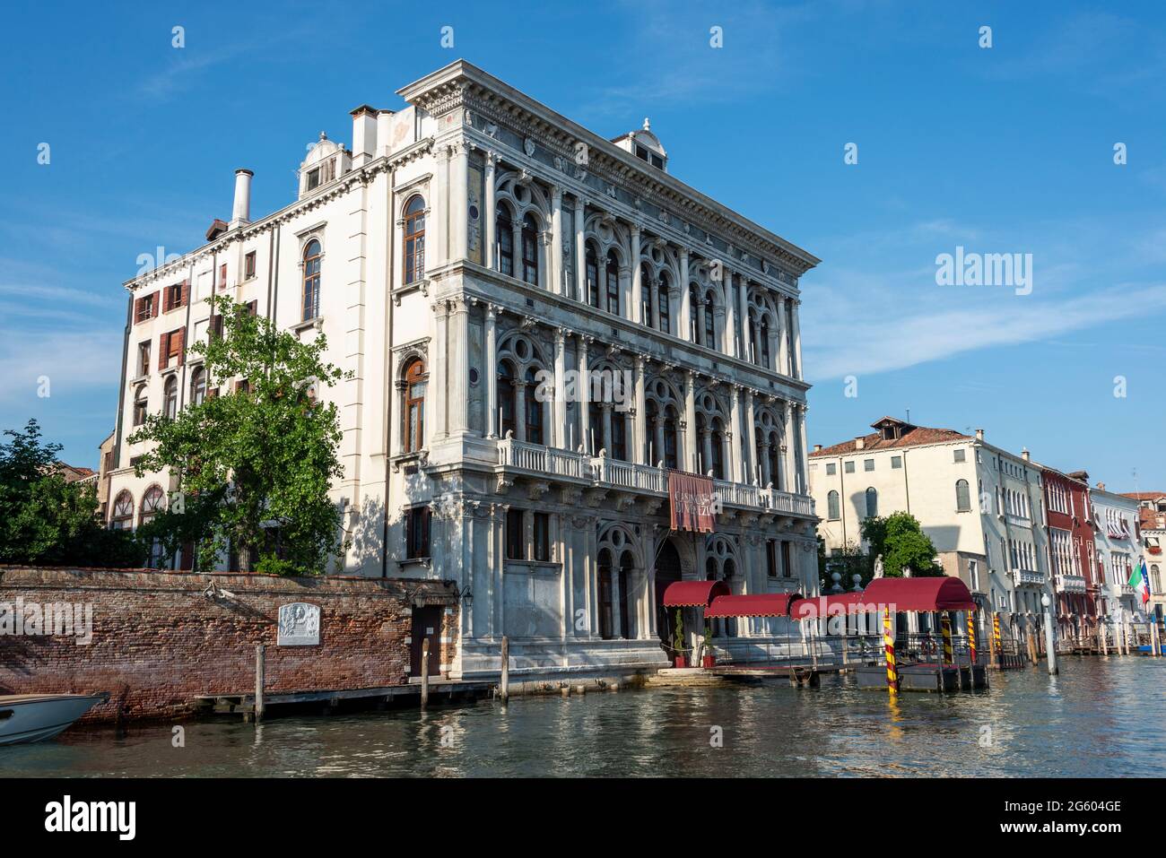 Venetine renaissance architecture hi-res stock photography and images ...