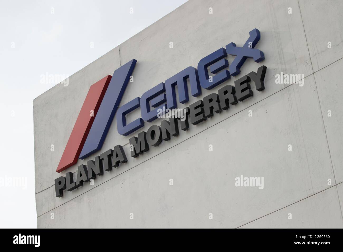 Cemex monterrey mexico hi-res stock photography and images - Alamy