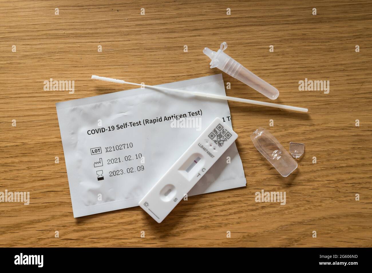 Completed lateral flow device (LFD) covid home test Stock Photo - Alamy