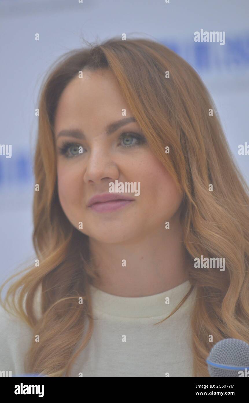 Evening with Russian singer Marina Maksimova.Store "Read the City ...