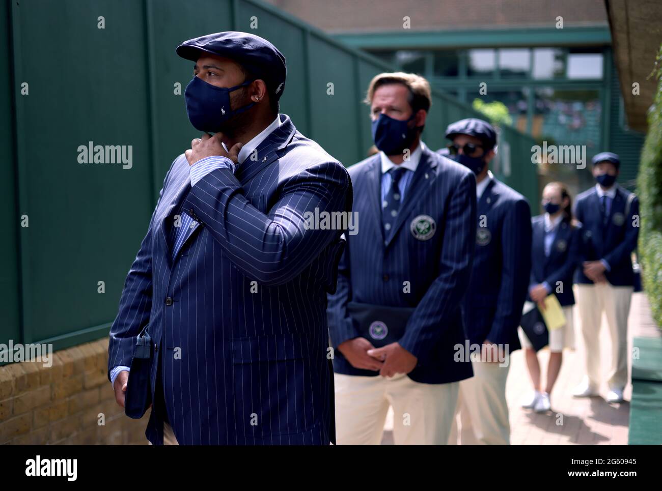Tennis all line judges hi-res stock photography and images - Alamy