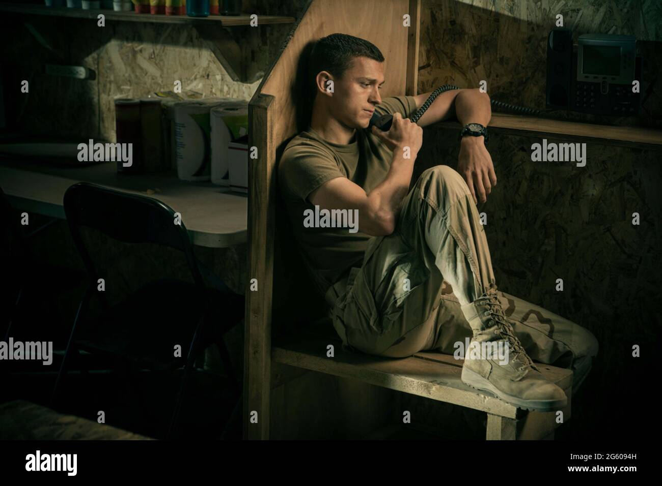 CHERRY (2021) TOM HOLLAND ANTHONY RUSSO (DIR) JOE RUSSO (DIR) APPLE TV+/MOVIESTORE COLLECTION ...