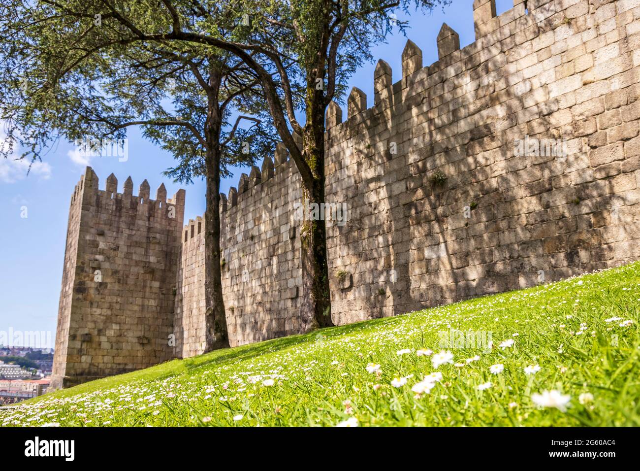 Fernandine wall porto portugal hi-res stock photography and images - Alamy