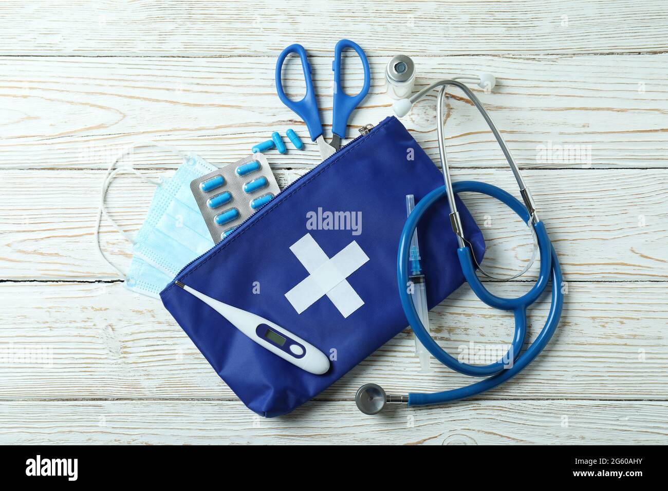 Resuscitation table hi-res stock photography and images - Alamy