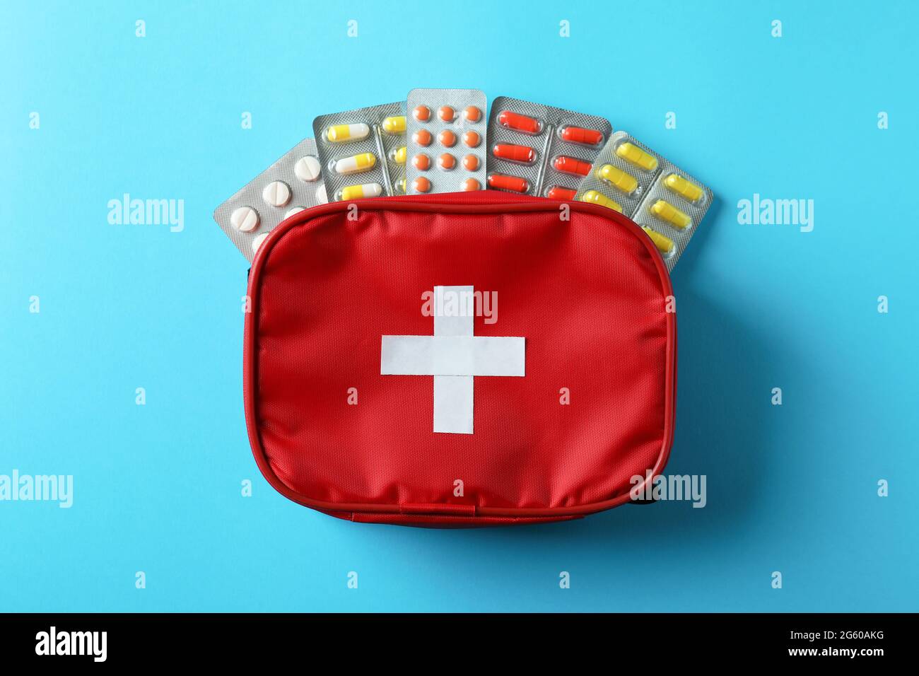 First aid box blue hi-res stock photography and images - Alamy