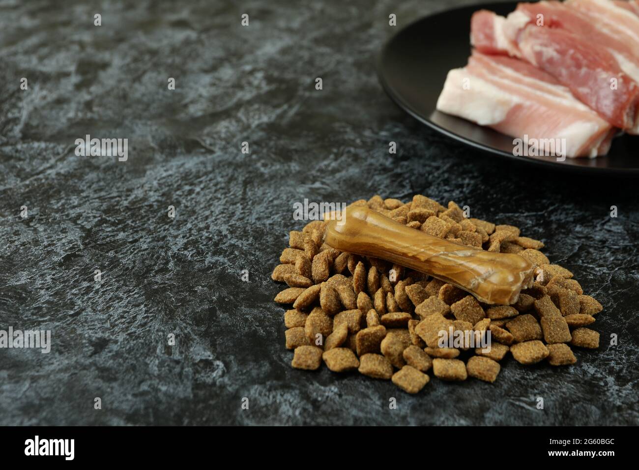 Smokey cat hi-res stock photography and images - Alamy