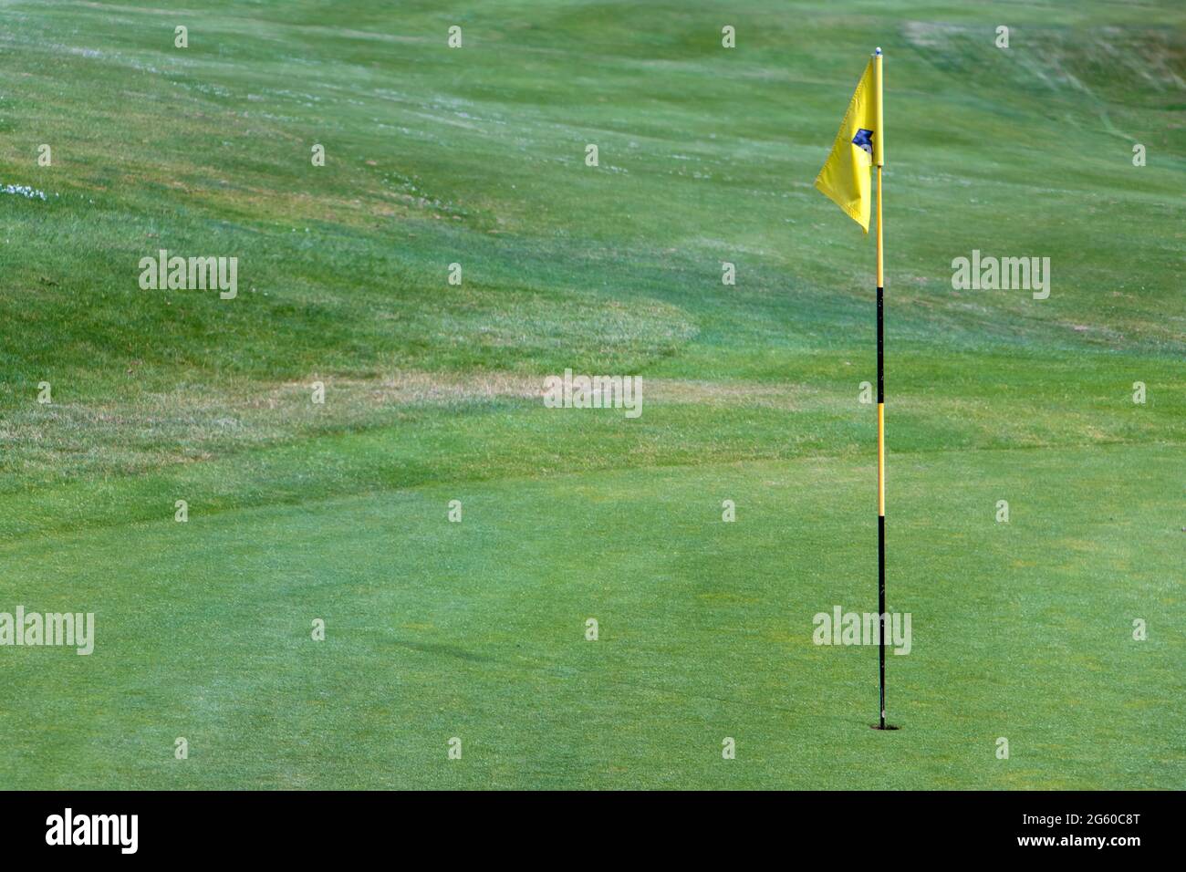 Golf pole flag hi-res stock photography and images - Alamy