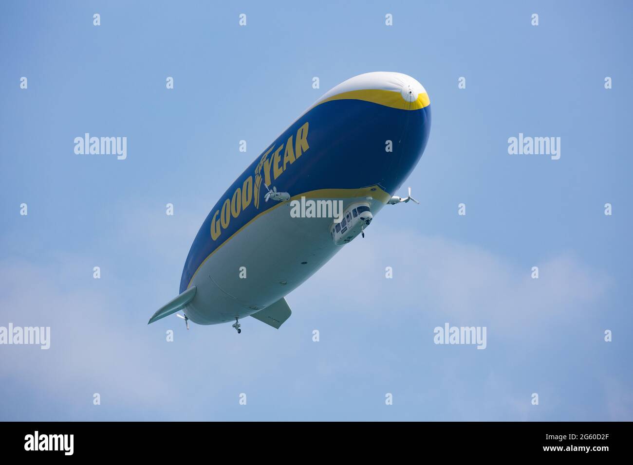 Zeppelin nt hi-res stock photography and images - Alamy