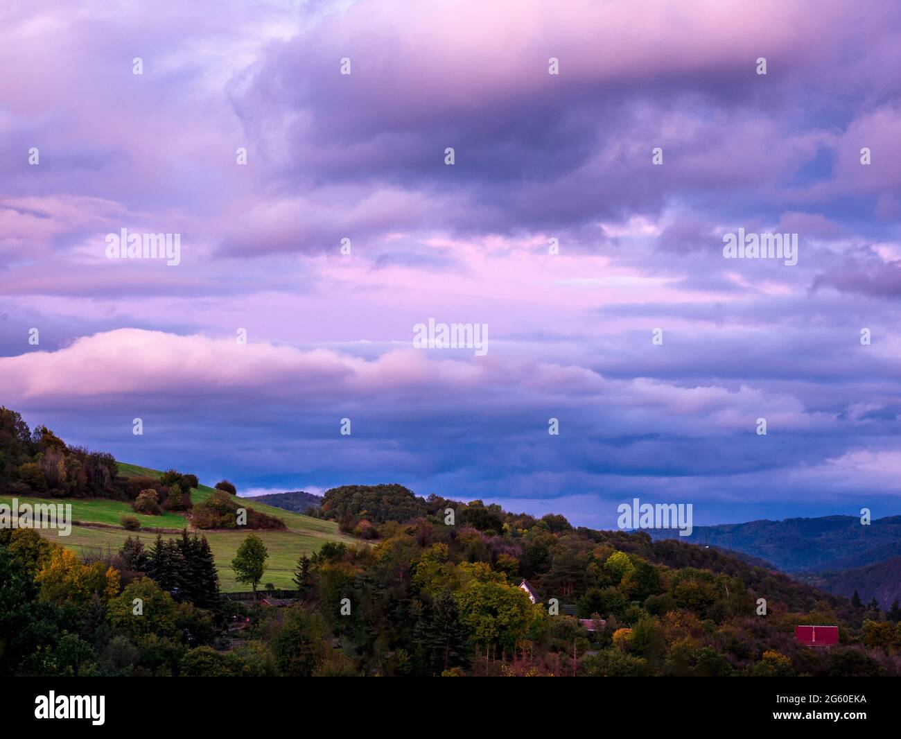 Early evening landscape hi-res stock photography and images - Alamy