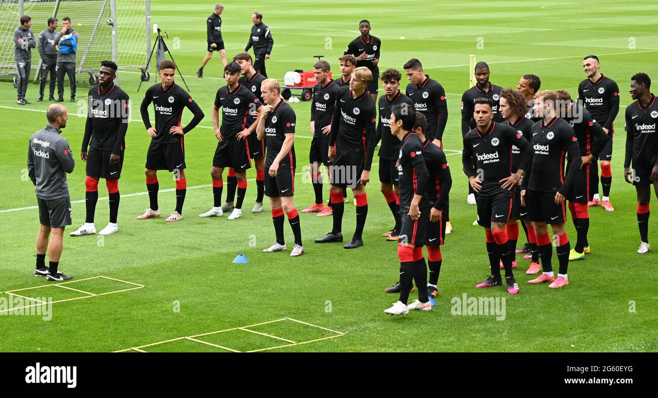 01 July 2021, Hessen, Frankfurt/Main: Eintracht Frankfurt players train ...
