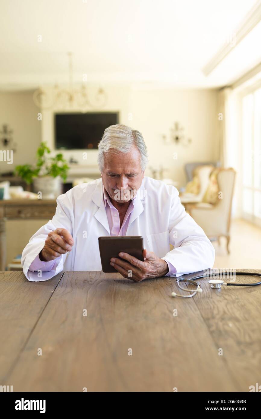 Doctor of computer science hi-res stock photography and images - Alamy