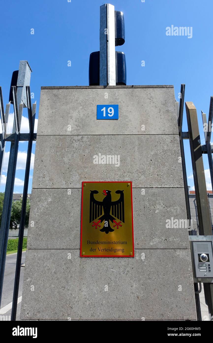 Berlin federal ministry defence hi-res stock photography and images - Alamy