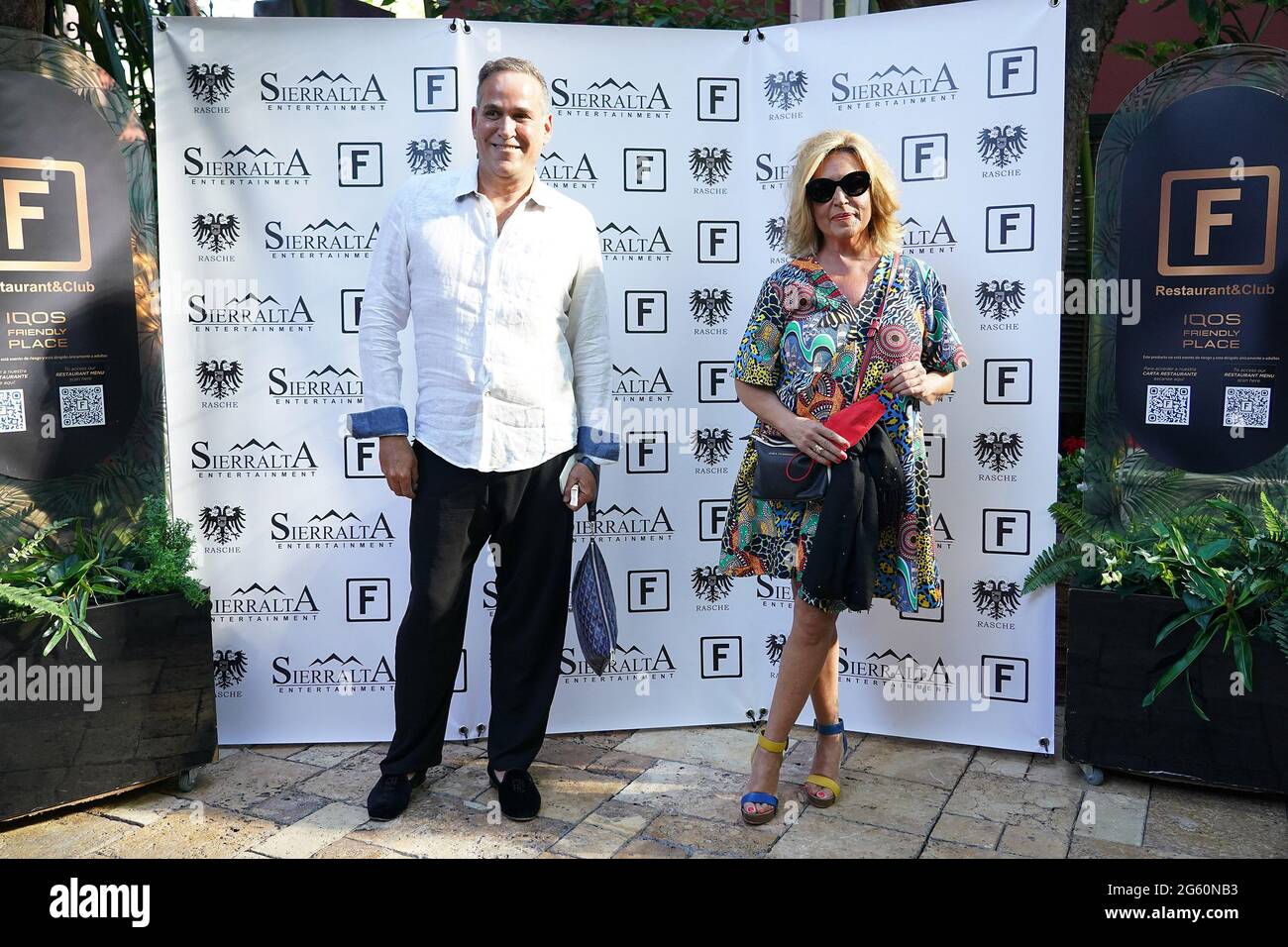 Spanish socialite journalists Aurelio Manzano and Lydia Lozano during ...