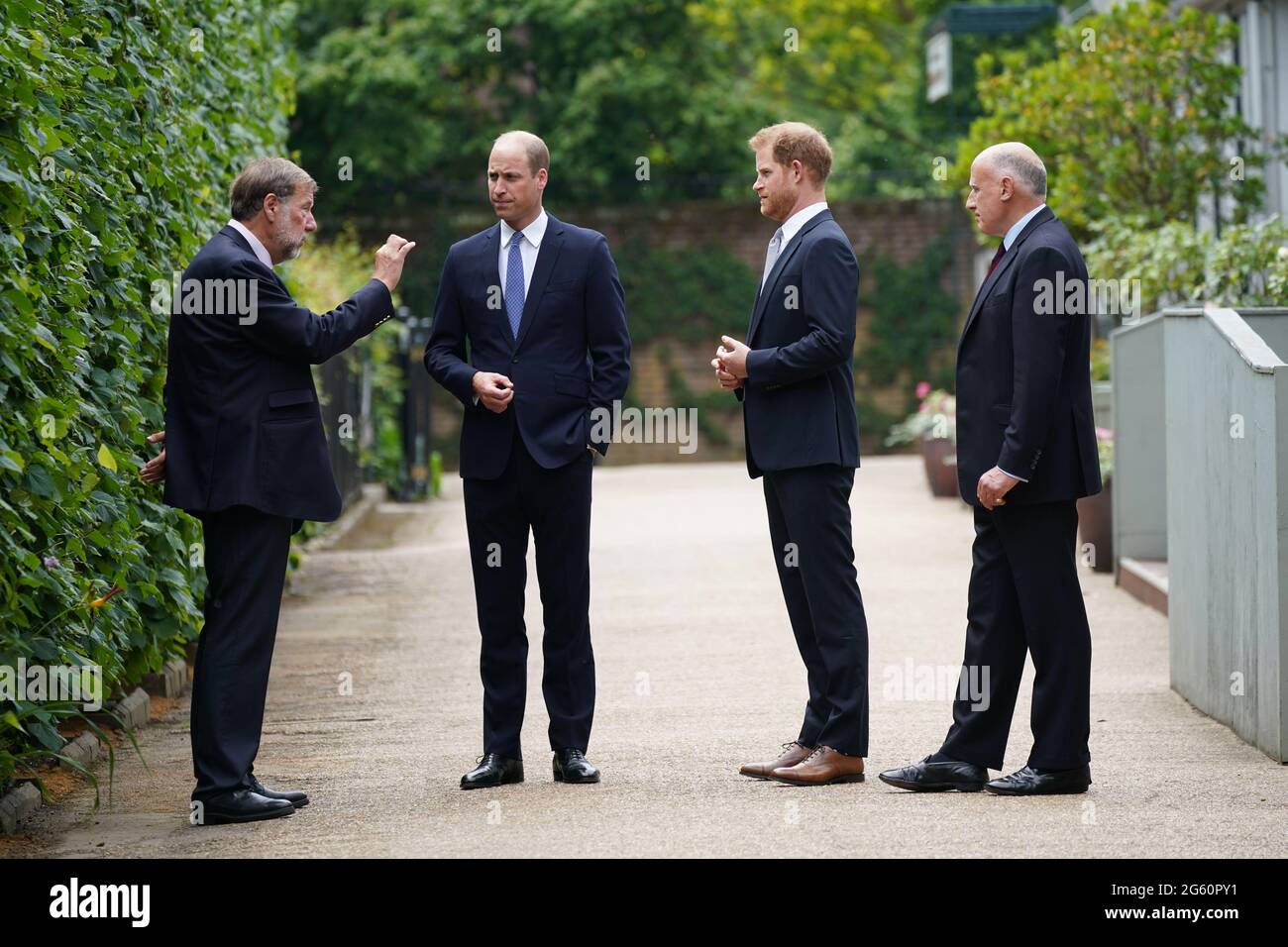 The Duke of Cambridge (second left) and Duke of Sussex (second right ...