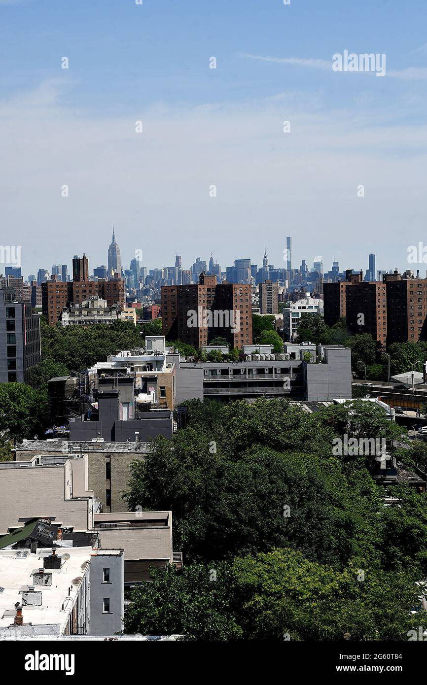New york from hotel window hi-res stock photography and images - Alamy