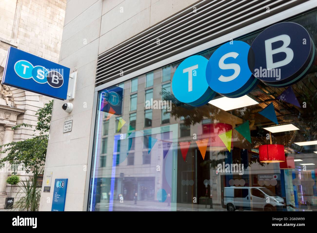 Lgbt movement rainbow flags hi-res stock photography and images - Alamy